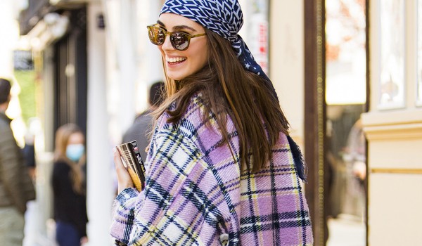 "Razoružala" nas je osmijehom i stajlingom: Studentica nosi torbu za ...